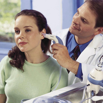 What to know about ear irrigation - Beauty and Medical Device