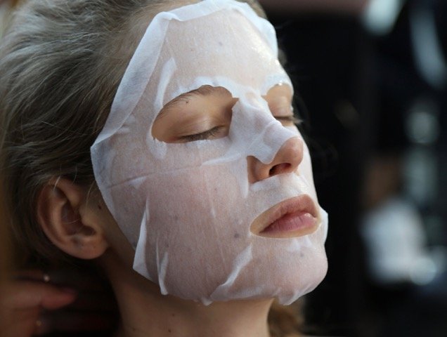 How Long Should You Leave A Sheet Mask On Your Face?