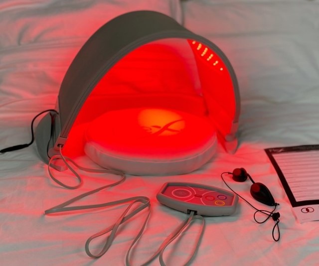 Powerful Anti-Aging LED Light Therapy Treatment To Do At Home